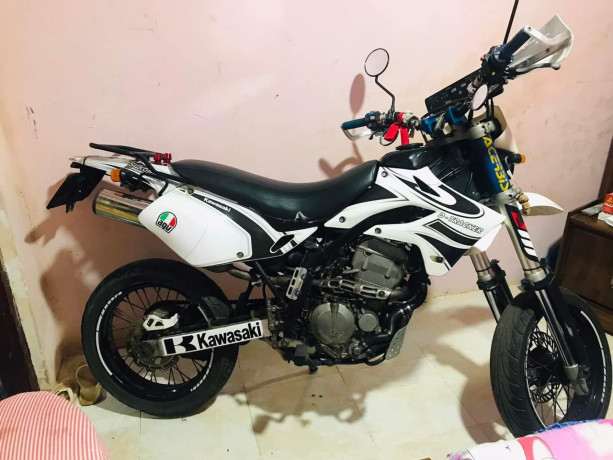 Kawasaki d tracker 2009, Anuradhapura