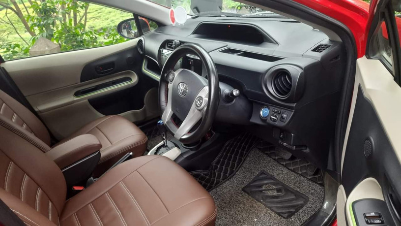 Toyota aqua 2012, Kandy