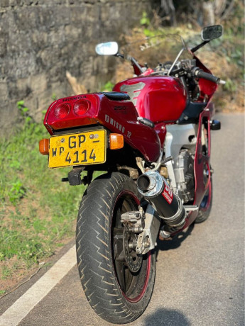 Honda cbr 250 gullarm, Hambantota