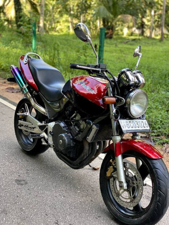Honda hornet 250, Kuliyapitiya
