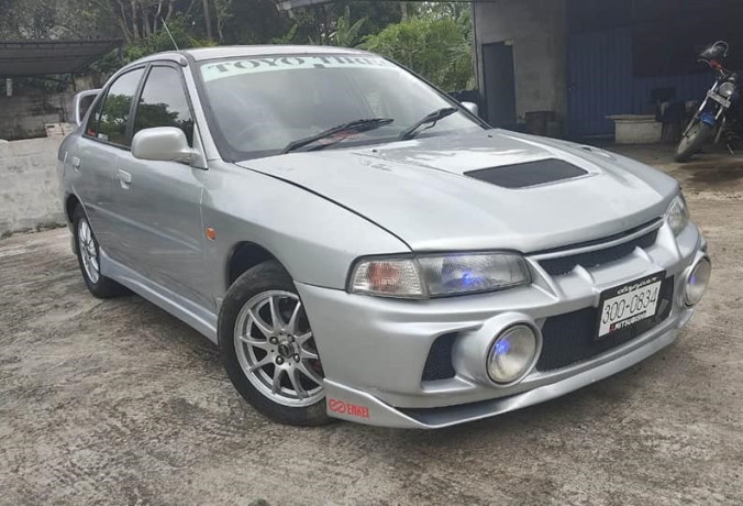 Mitsubishi lancer ck2 1996, Colombo