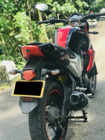 Yamaha Fz v1 2011, Matale