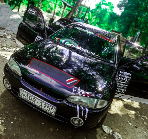 Mitsubishi lancer CB3 EFI, Dambulla