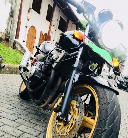 Honda CB4 Spec 3, Galle