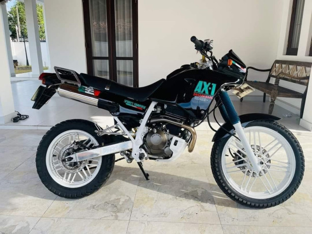 Honda AX1 250 2012, Chilaw