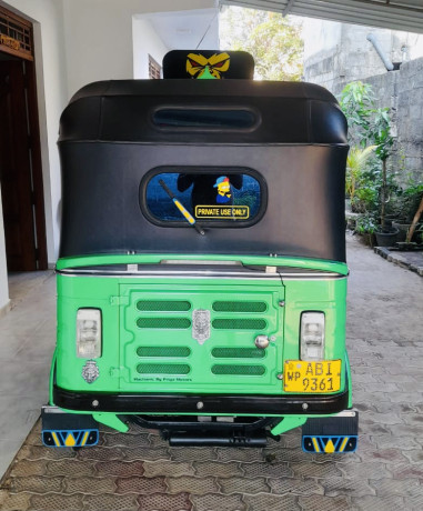 Bajaj 4 Stroke Threewheel, Dehiwala-Mount Lavinia