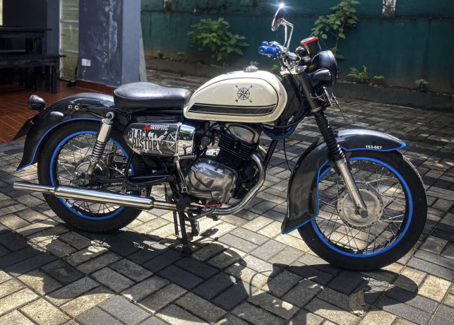 Honda CD 125, Avissawella