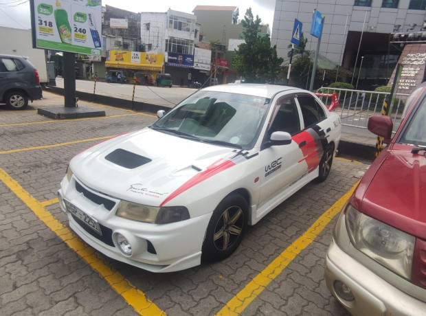 Mitsubishi Lancer CK1 EFI, Gampaha