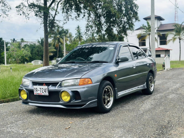 Mitsubishi Lancer CK2 1996, Colombo