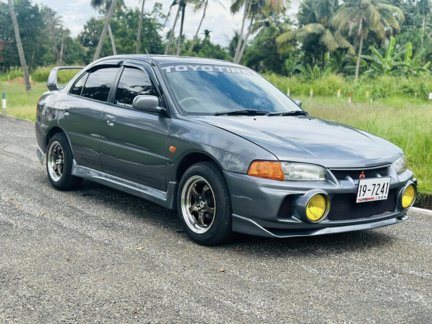 Mitsubishi Lancer CK2 1996, Colombo