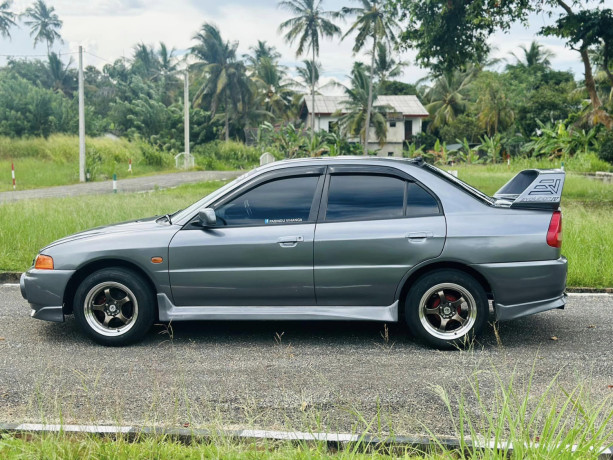 Mitsubishi Lancer CK2 1996, Colombo