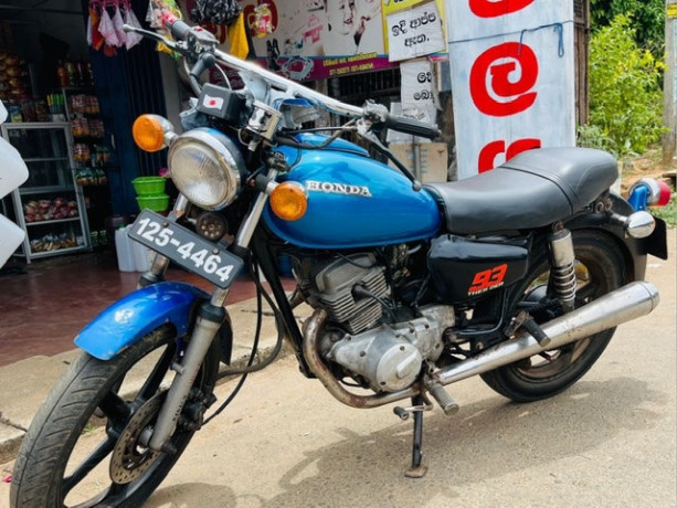 Honda CD125, Anuradhapura