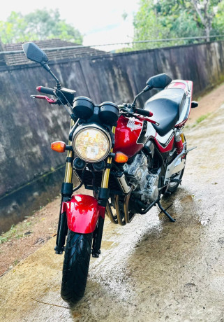 Honda CB4 Revo, Warakapola