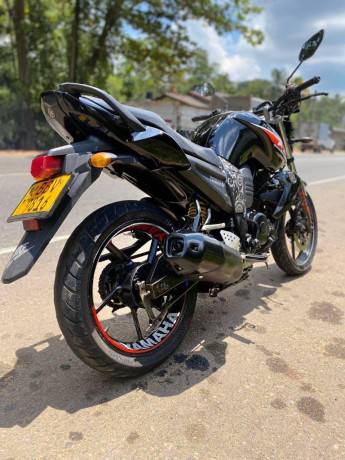Yamaha fz v1 2014, Gampaha