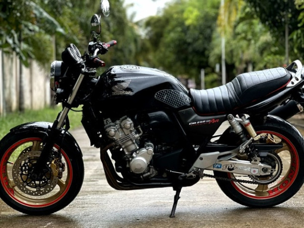 Honda CB400 Revo Registered, Chilaw