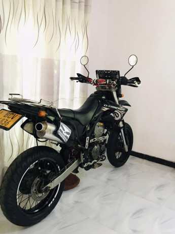 Kawasaki D tracker 2015, kottawa