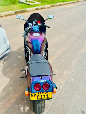 Honda CBR 250 Gullarm, Kalutara