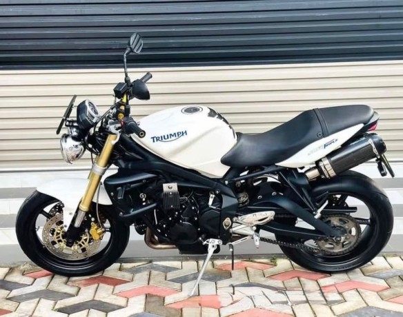 2 japan bikes for 20 lacks, Colombo