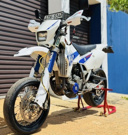 Suzuki DRZ 400 Registered, Piliyandala
