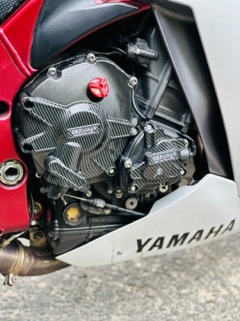 Yamaha R1 Red Frame, Nittambuwa